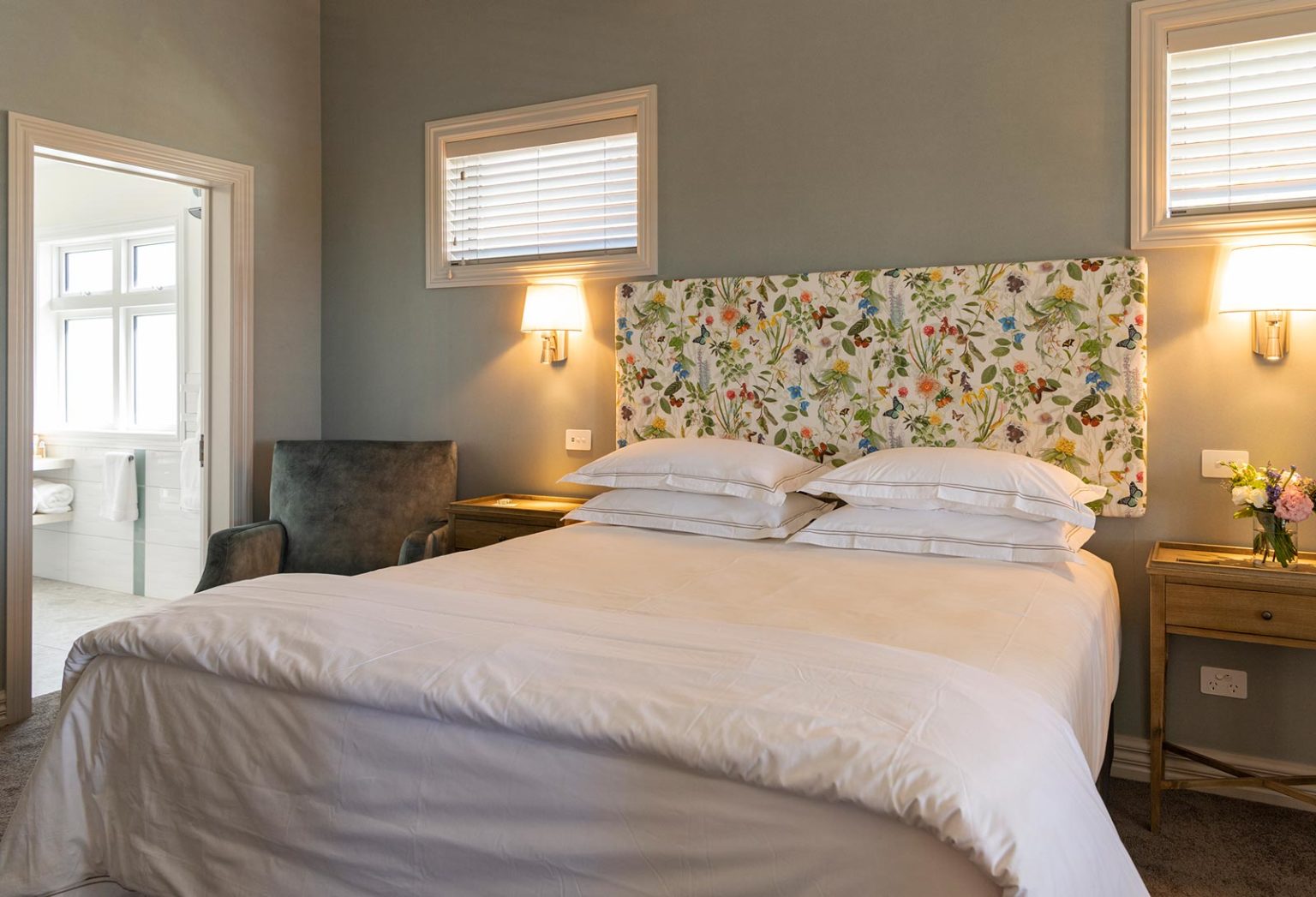 Napier Luxury Accommodation | Our Rooms | 415 Marine Parade